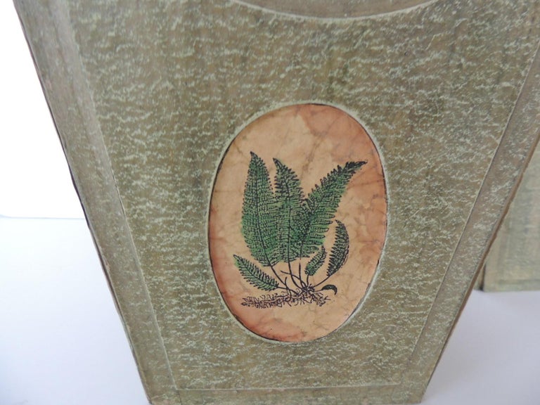Pair of Green Folding Papier-Mache Cachepot For Sale at 1stDibs