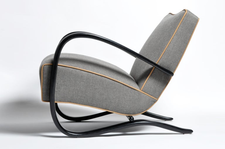 Pair of H269 Kreslá by Jindřich Halabala at 1stDibs