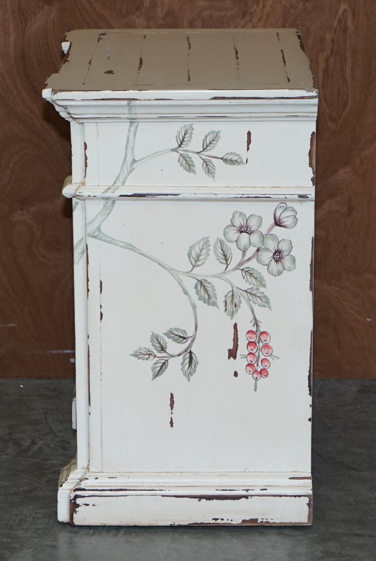 Pair of Hand Painted Parrots / Birds of Parradise Side End Table ...