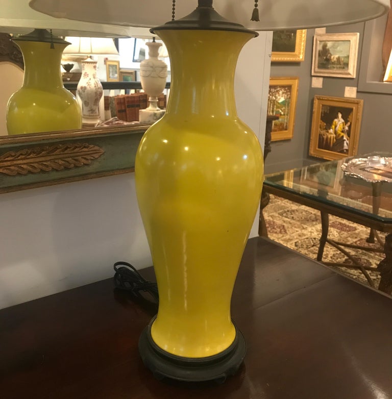 Pair of Imperial Yellow Chinese Porcelain Lamps For Sale at 1stDibs