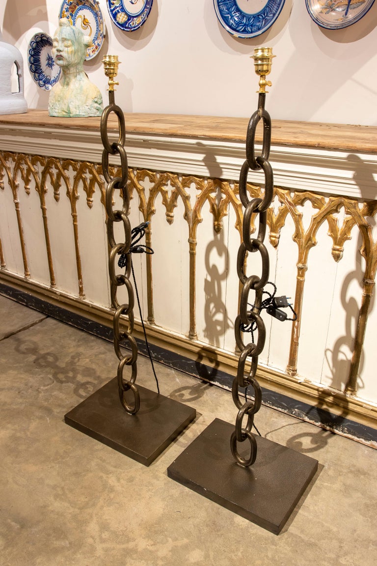 Pair of Iron Lamps in the Shape of a Chain For Sale at 1stDibs