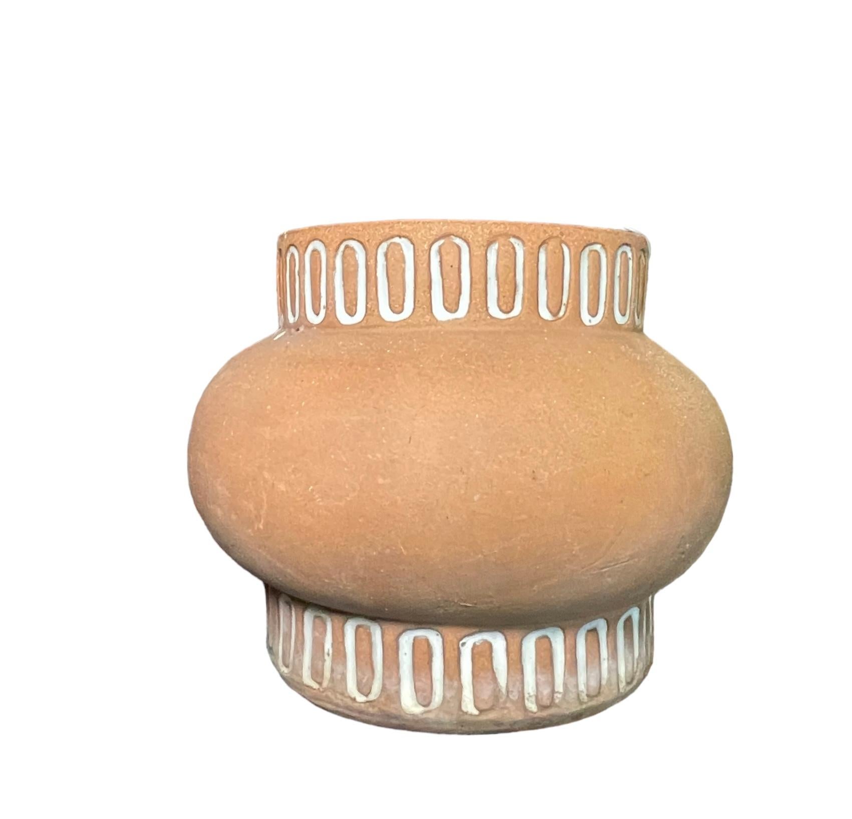 Pair of Isla Del Sol Terracotta Hanging Planters For Sale at 1stDibs