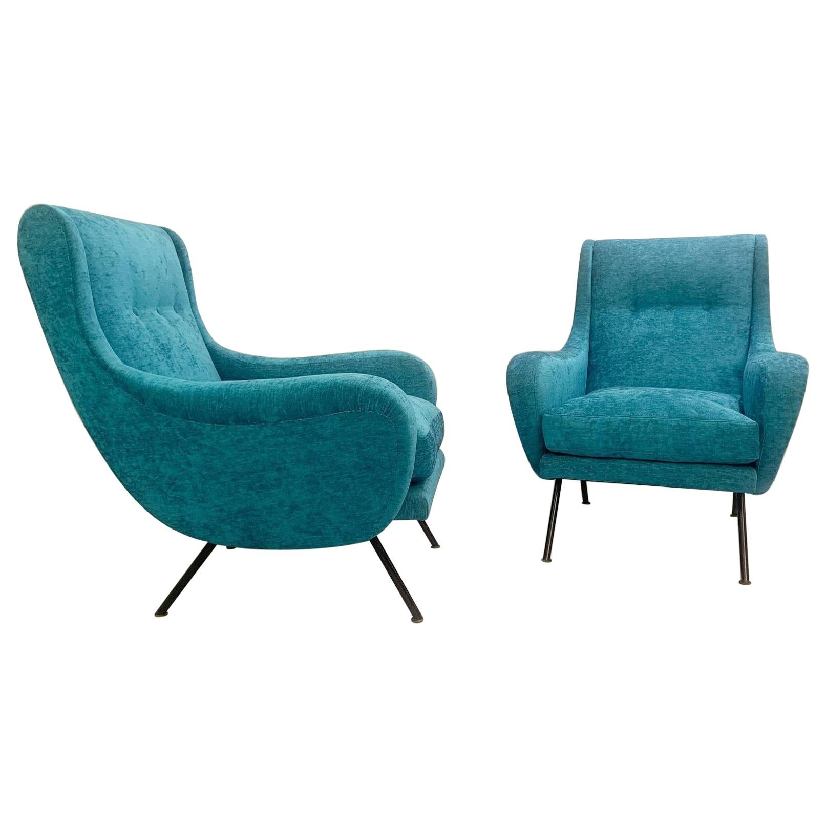 Elegant Pair of Italian Armchairs For Sale at 1stDibs