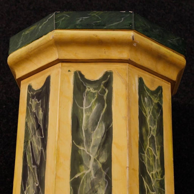 Pair of Italian Columns in Carved and Lacquered Wood from 20th Century ...