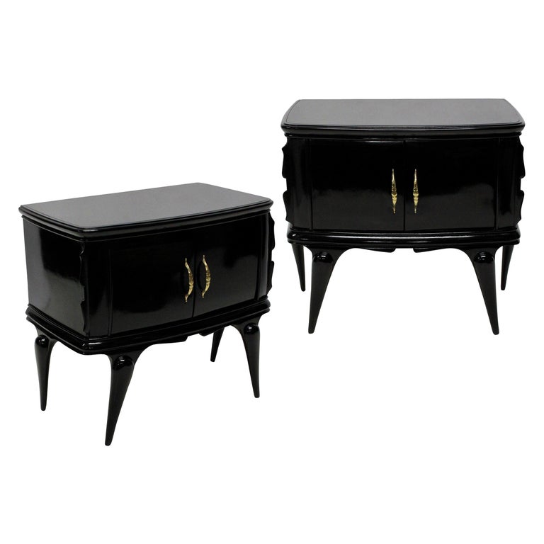 Pair of Italian Midcentury Nightstands For Sale at 1stDibs