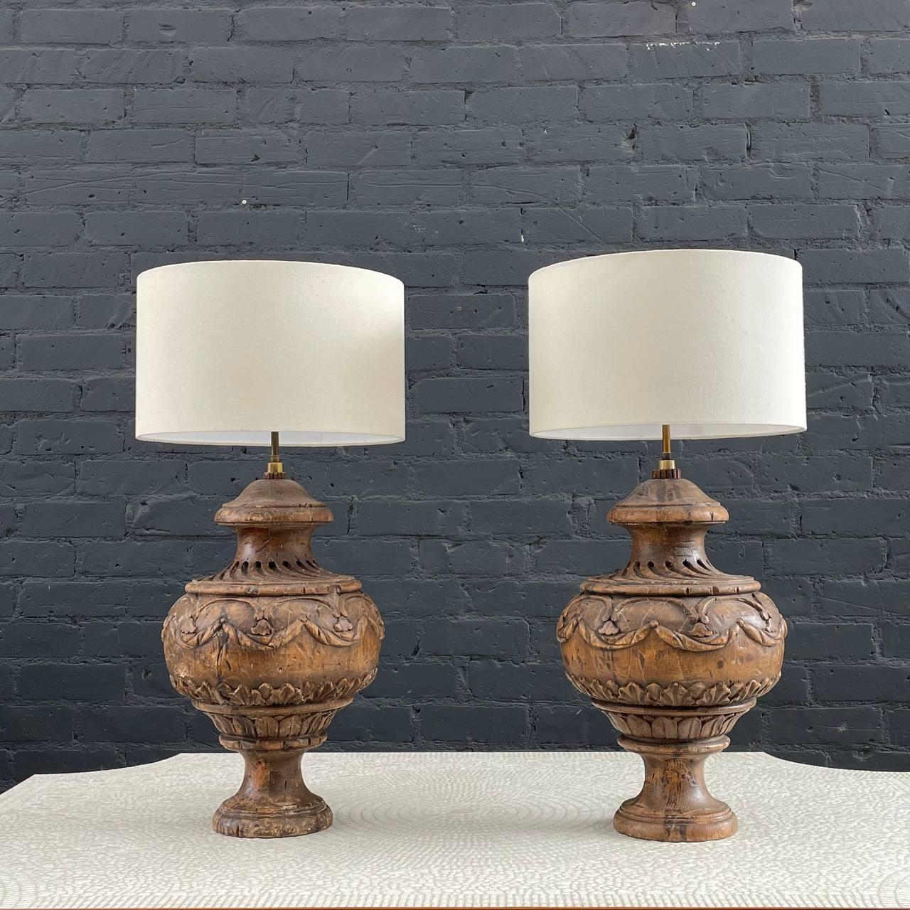 Pair of Italian Neoclassical Antique Carved Table Lamps at 1stDibs ...