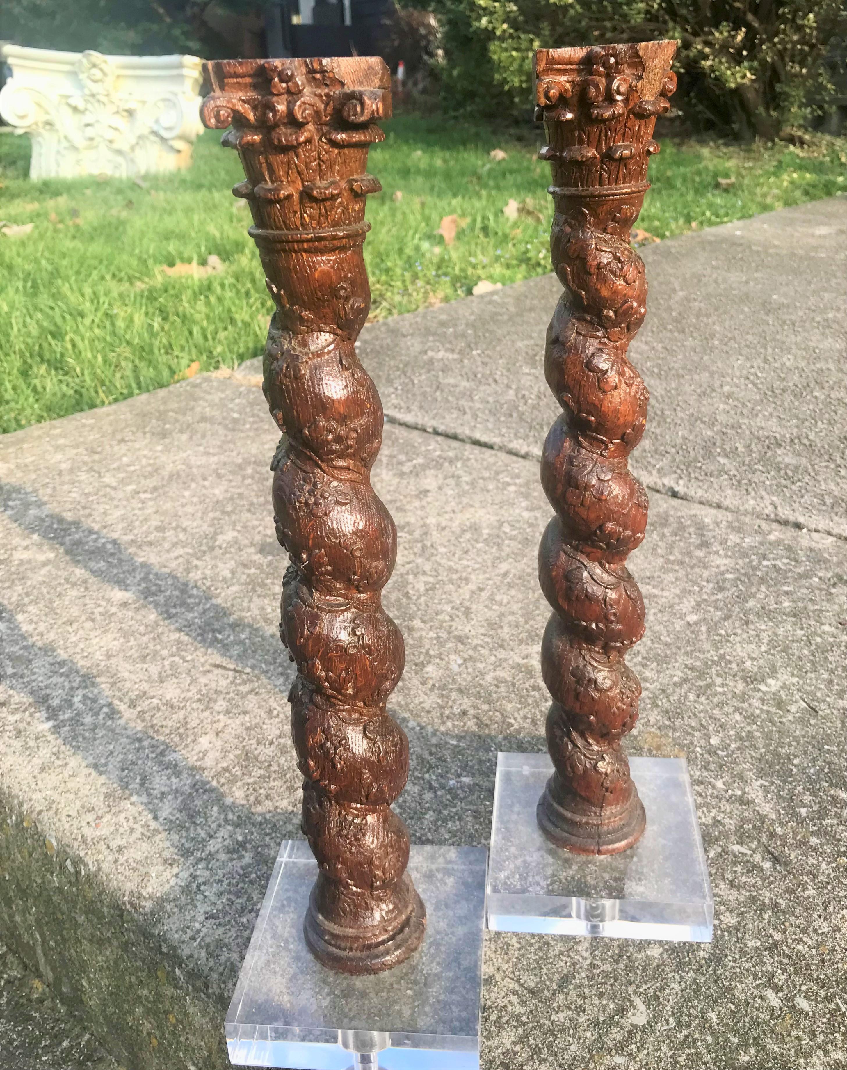 Pair of Italian Oak or Beech Architectural Carved Solomonic Corinthian ...