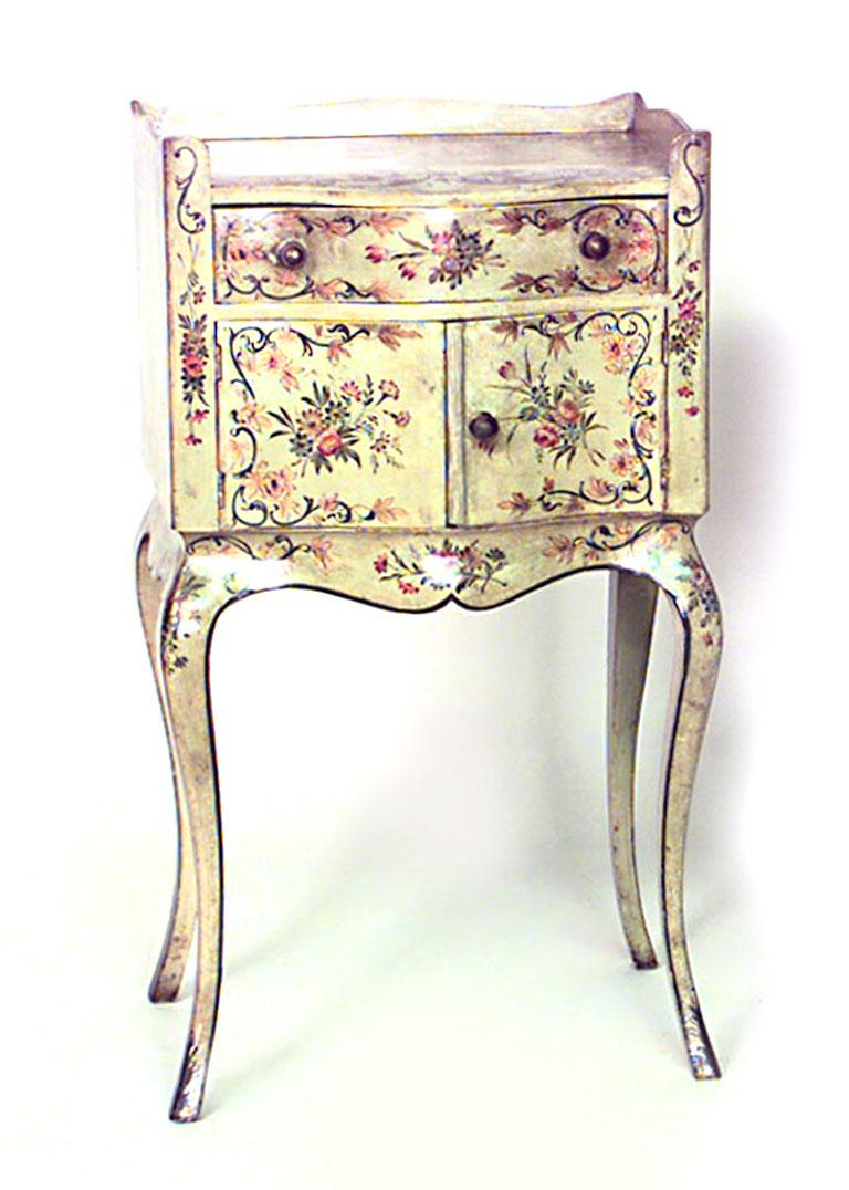 Pair of Italian Venetian Style Bedside Tables For Sale at 1stDibs