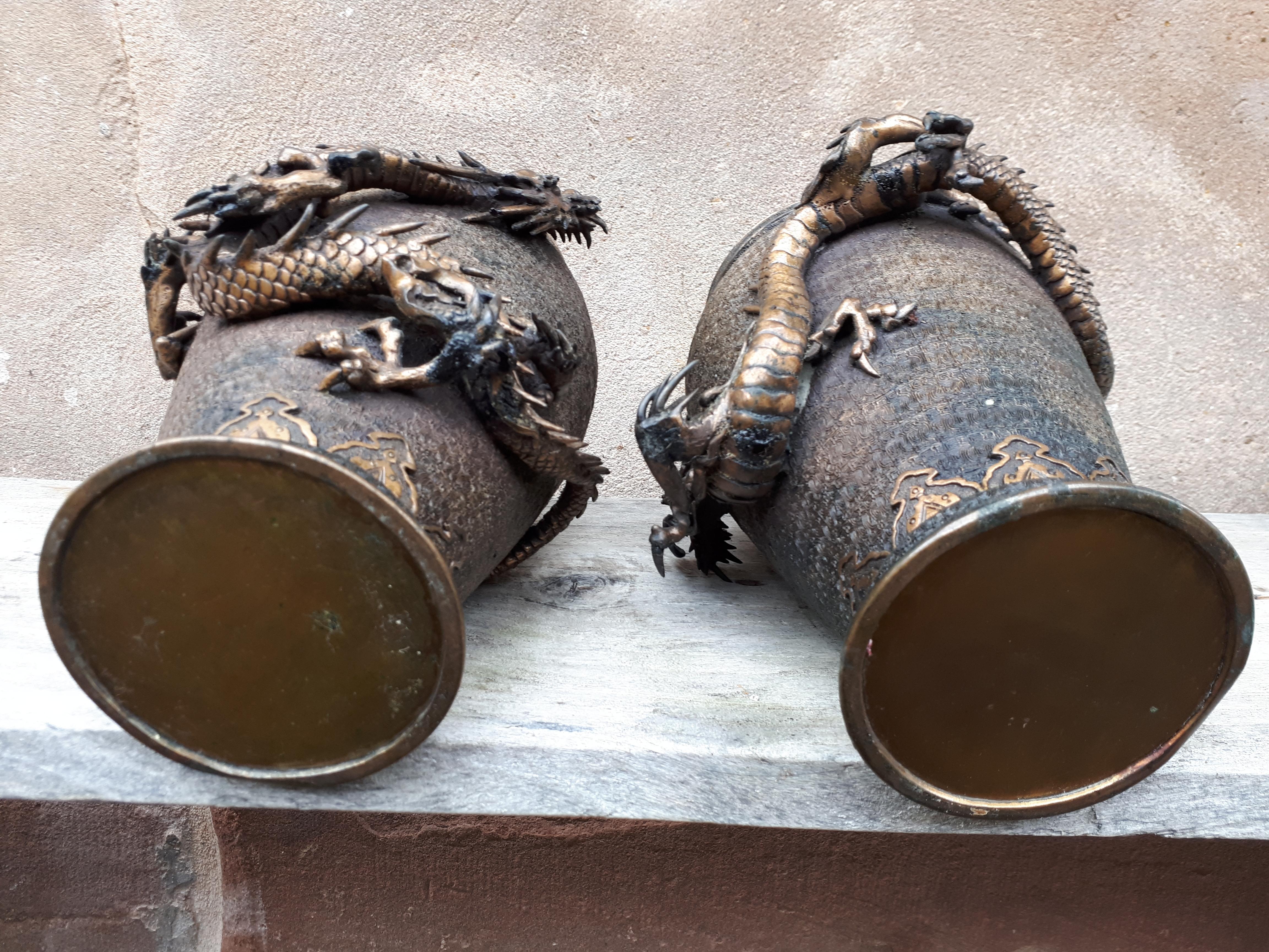 Pair of Japanese Bronze Vases with Dragon Decorations, Japan Edo Period ...