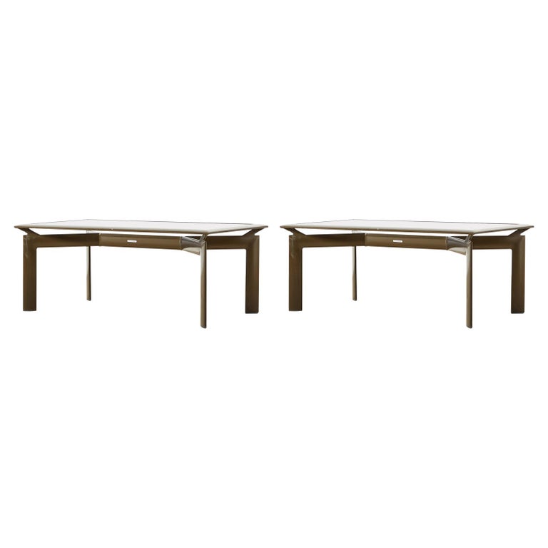 Paire de tables de cocktail de patio en aluminium bronzé John Caldwell ...