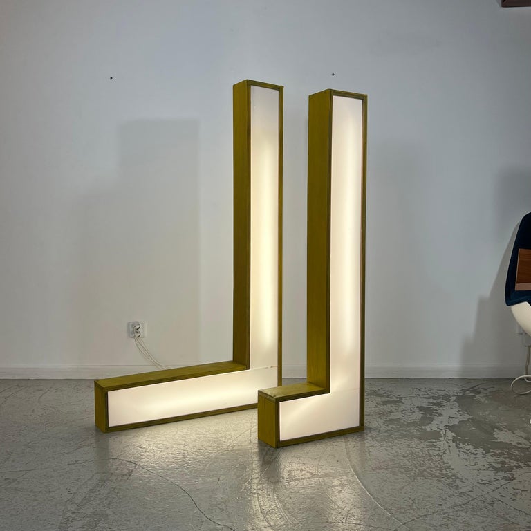 Pair of L-Shaped Lamps Vintage For Sale at 1stDibs