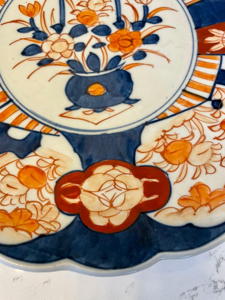Pair of Large Antique Quality Imari Plates For Sale at 1stDibs