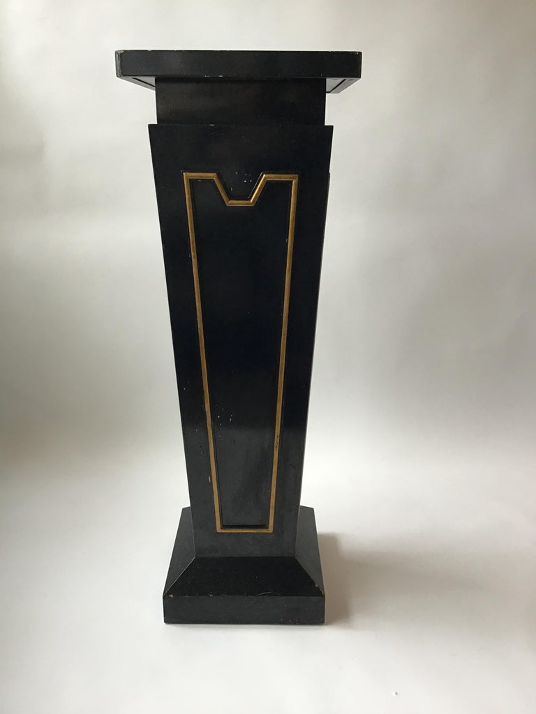 Pair of Large Classical Wood Pedestals For Sale at 1stDibs