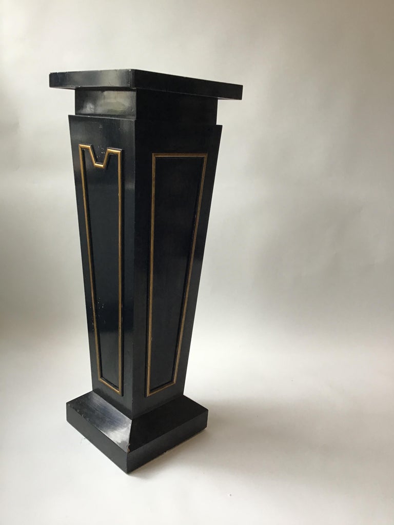 Pair of Large Classical Wood Pedestals For Sale at 1stDibs