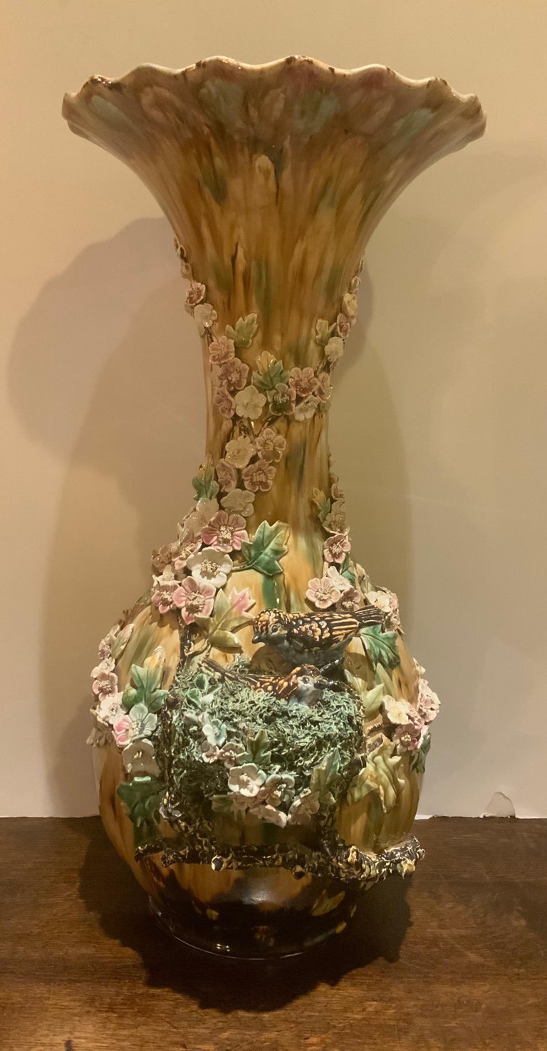 Pair of Large Italian Majolica Faïence Vases For Sale at 1stDibs