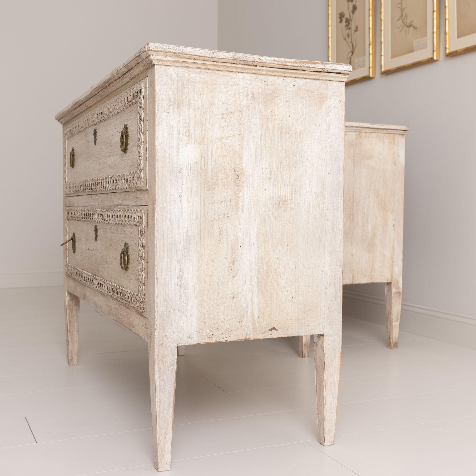 Pair of Large Italian Painted Neoclassical Style Bedside Commodes For ...