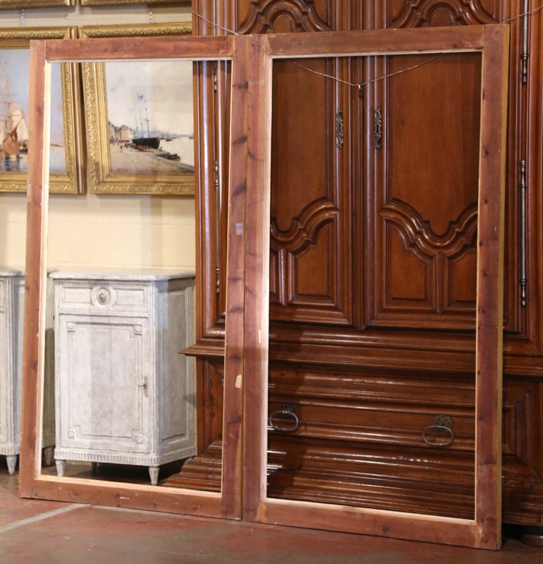 Pair of Large Mid-Century French Carved Giltwood Frames For Sale at 1stDibs