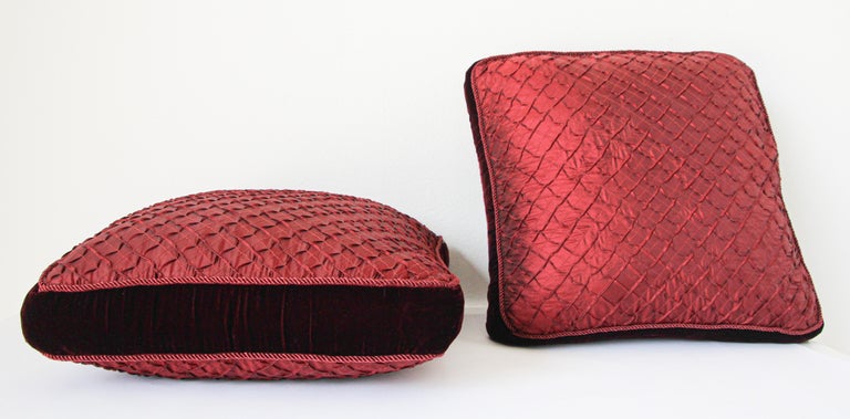 Pair of Large Red Decorative Silk Pillows For Sale at 1stDibs