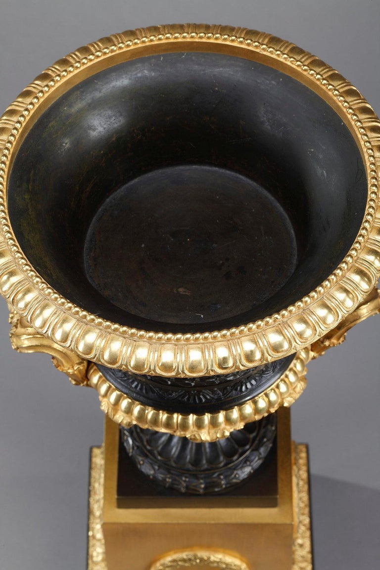 Pair of Large Restauration Medici Vases For Sale at 1stDibs