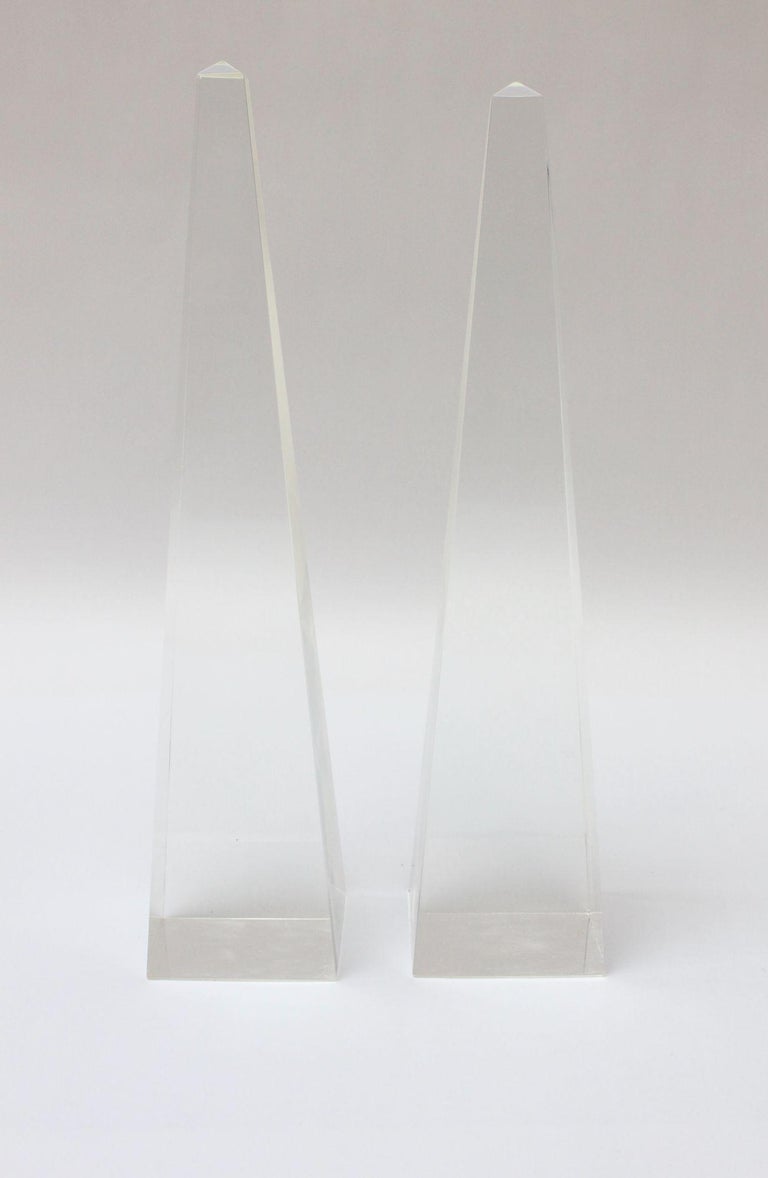 Pair of Large Vintage Lucite Decorative Obelisks For Sale at 1stDibs