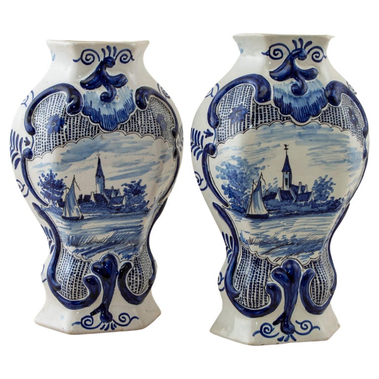 Pair of Late 19th Century Hand-Painted Blue and White Porcelain Delft ...