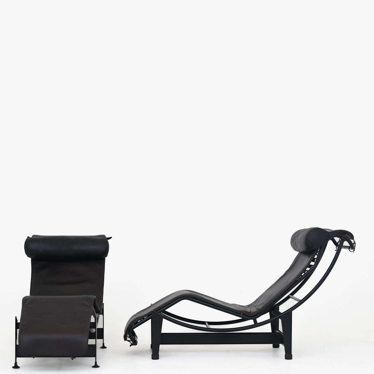Pair of LC 4 Recliners by Le Corbusier at 1stDibs