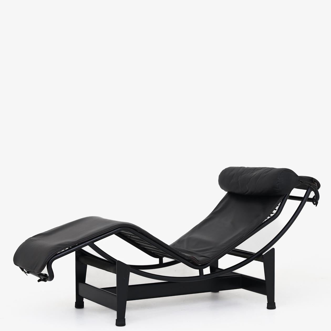 Pair of LC 4 Recliners by Le Corbusier at 1stDibs