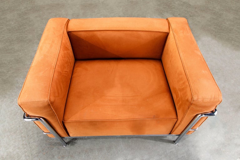 Pair of 'LC3' Lounge Chairs by Le Corbusier for Cassina, Signed at ...