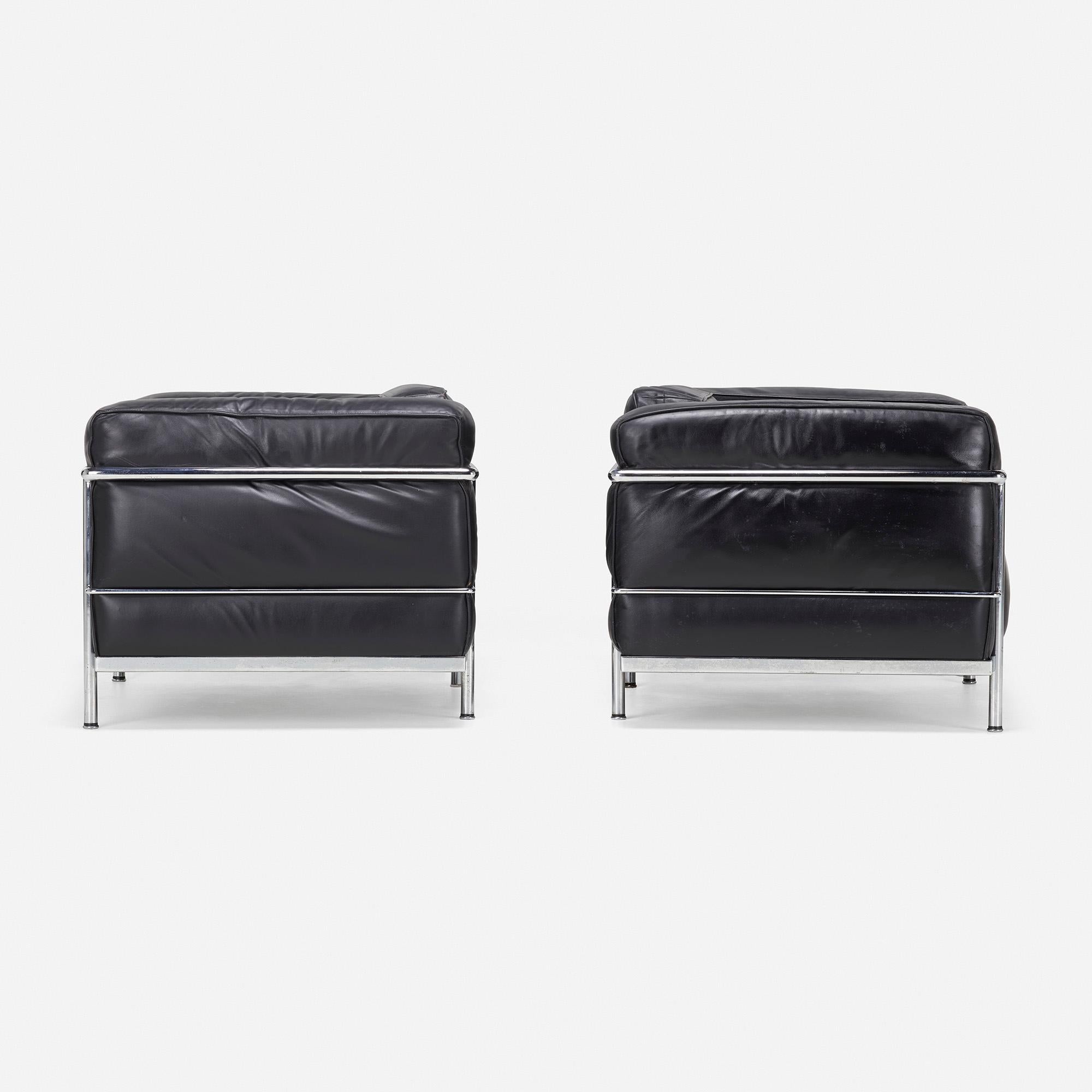 Pair of Lc3 Lounge Chairs For Sale at 1stDibs