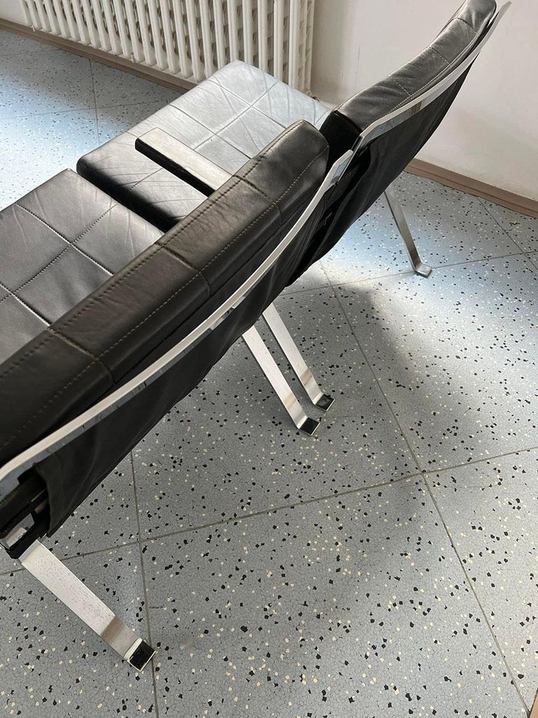 Pair of Leather Lounge Chairs Model 1600 by Hans Eichenberger for ...