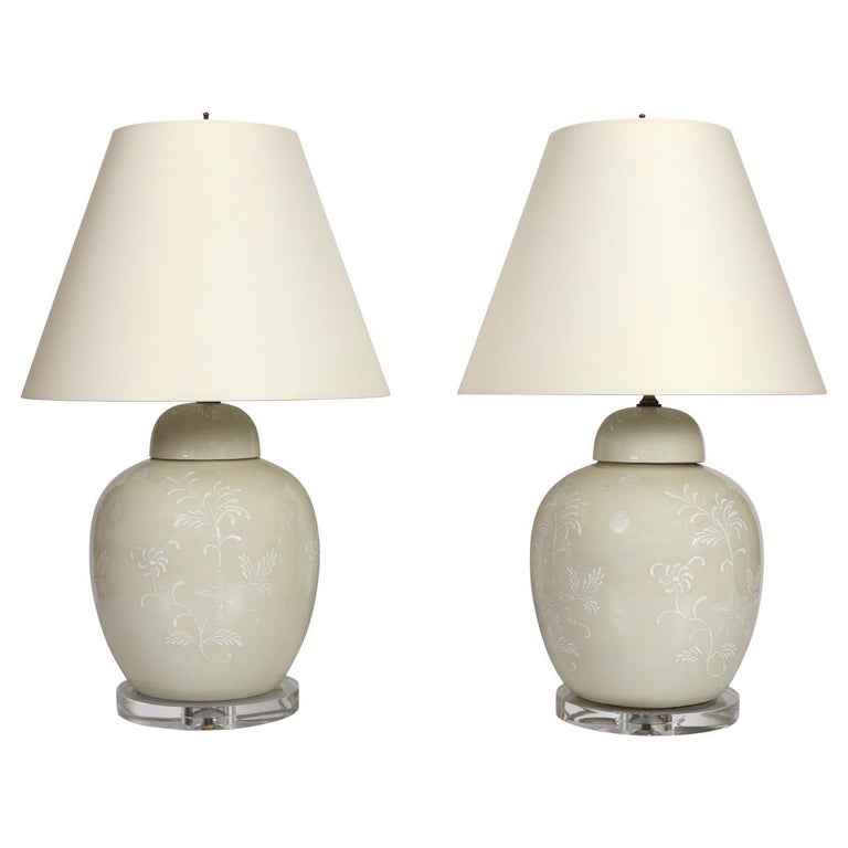 Pair of Light Grey Ceramic Lamps with Floral Design For Sale at 1stDibs
