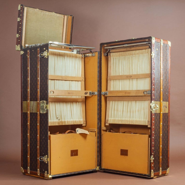 Pair of Louis Vuitton Wardrobe Trunks, circa 1929 For Sale at 1stDibs