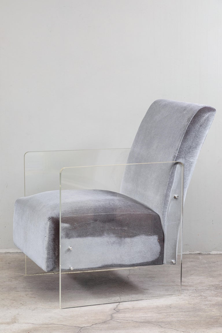 Pair of Lucite Club Chairs For Sale at 1stDibs