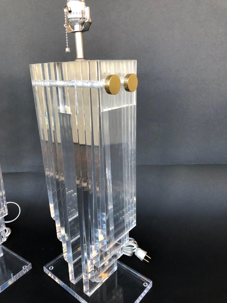 Pair of Lucite Table Lamps For Sale at 1stDibs