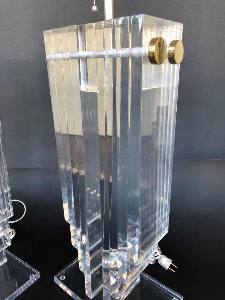 Pair of Lucite Table Lamps For Sale at 1stDibs