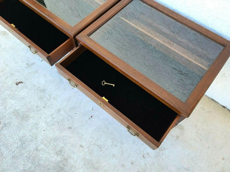 Pair of Mahogany Display Case End Side Tables with Locks For Sale at ...