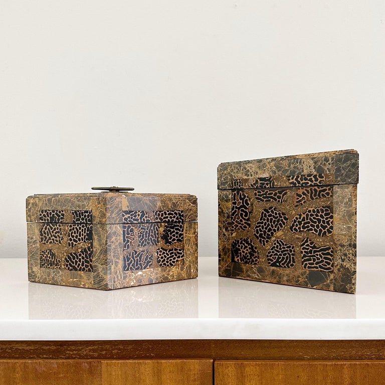Pair of Maitland Smith Marble Lidded Boxes For Sale at 1stDibs