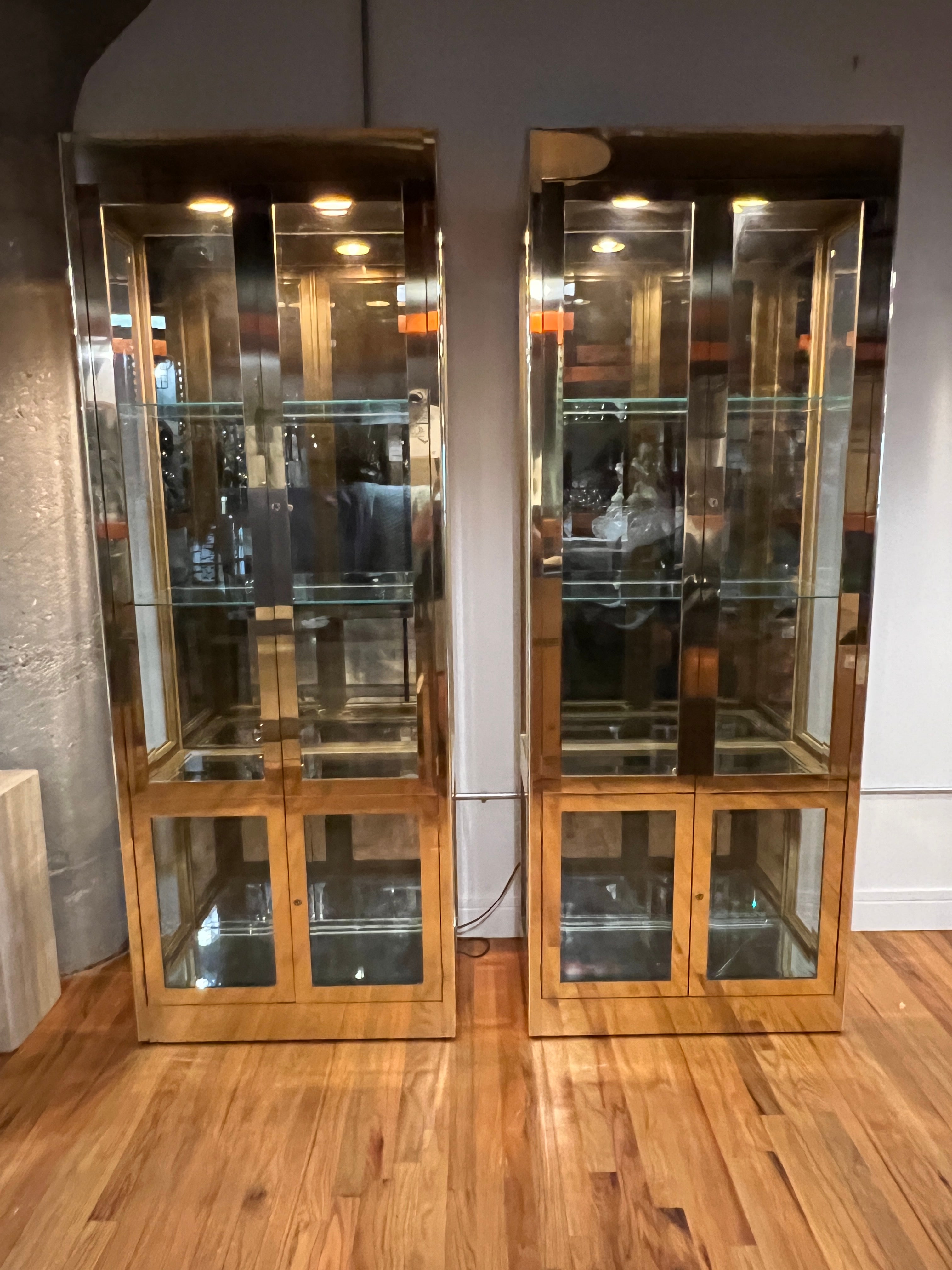 Pair of Mastercraft Vitrine Display Cabinets or Etageres For Sale at ...