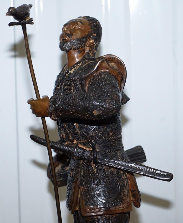 PAIR OF MEIJI PERiOD (1868-1912) JAPANESE HAYABUSA BRONZE SAMURAI ...