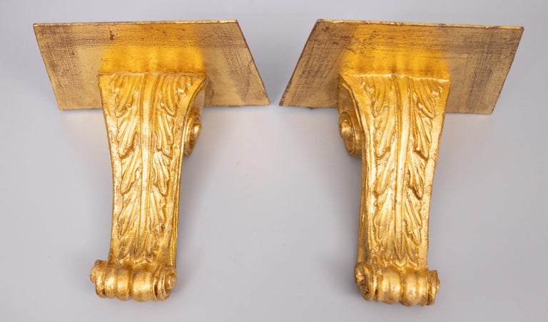Pair of Mid-20th Century Italian Carved Giltwood Wall Brackets Shelves ...