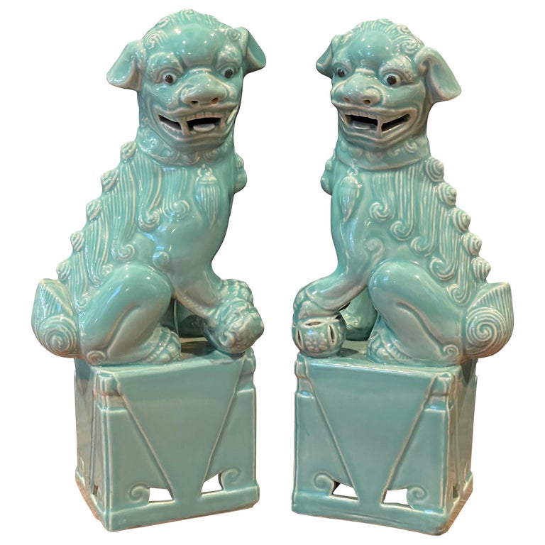 Pair of Midcentury Ceramic Foo Dogs / Bookends at 1stDibs