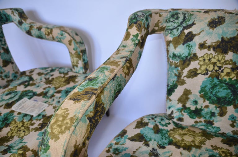 Pair of Midcentury Curvilinear Lounge Chairs by Shaw For Sale at 1stDibs