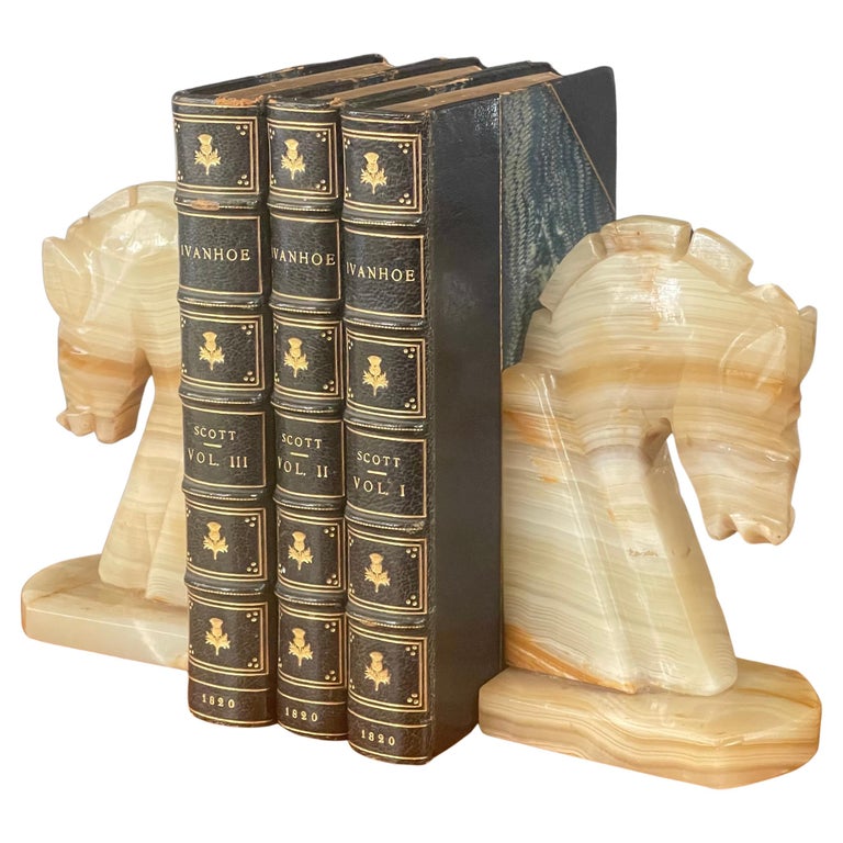 Pair of Midcentury Marble Horse Head Bookends For Sale at 1stDibs