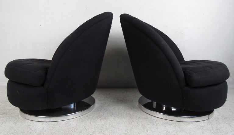 Pair of Midcentury Milo Baughman Clam Shell Swivel Lounge Chairs For ...