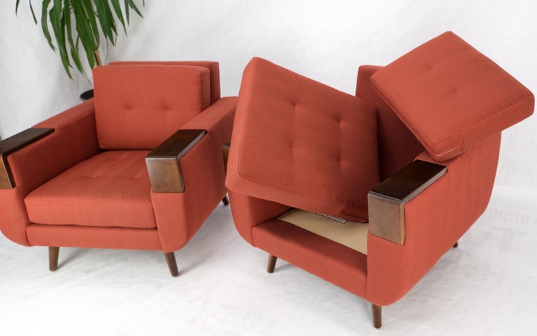 Pair of Mid-Century Modern Deep Seats Lounge Club Chairs Wood Arms Mint ...
