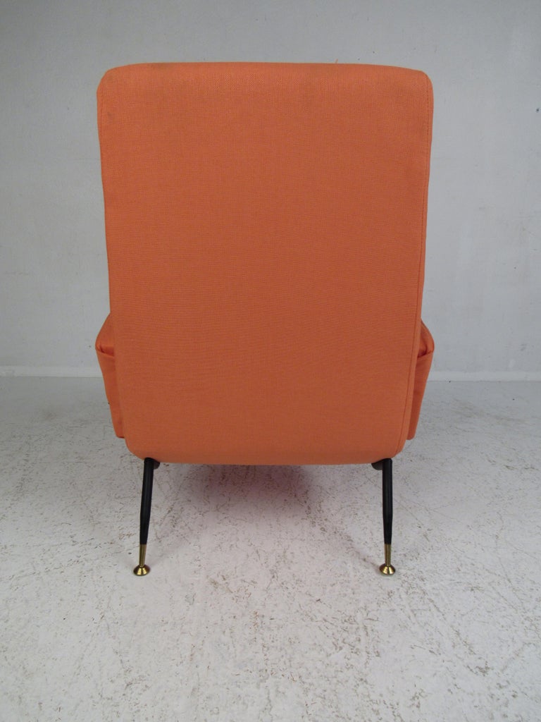 Pair of Mid-Century Modern Italian Lounge Chairs at 1stDibs