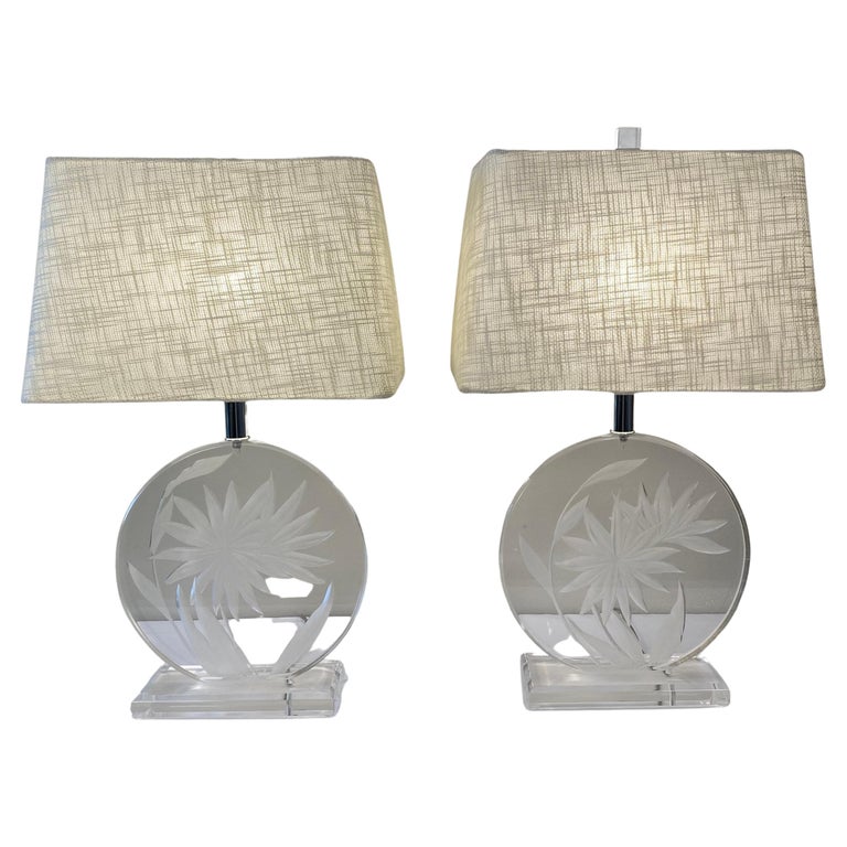 Pair of Mid-Century Modern Lucite Lamps with Etched Leaf Design For ...