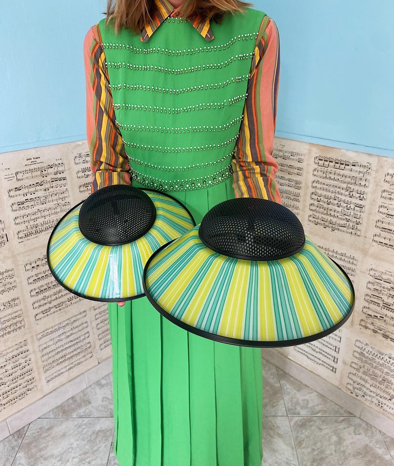 Pair of Mid-Century Modern Murano Glass Wall Scones For Sale at 1stDibs