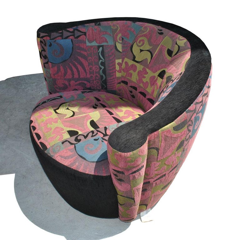 Pair of Mid-Century Modern Nautilus Lounge Chairs by Kagan for Weiman ...