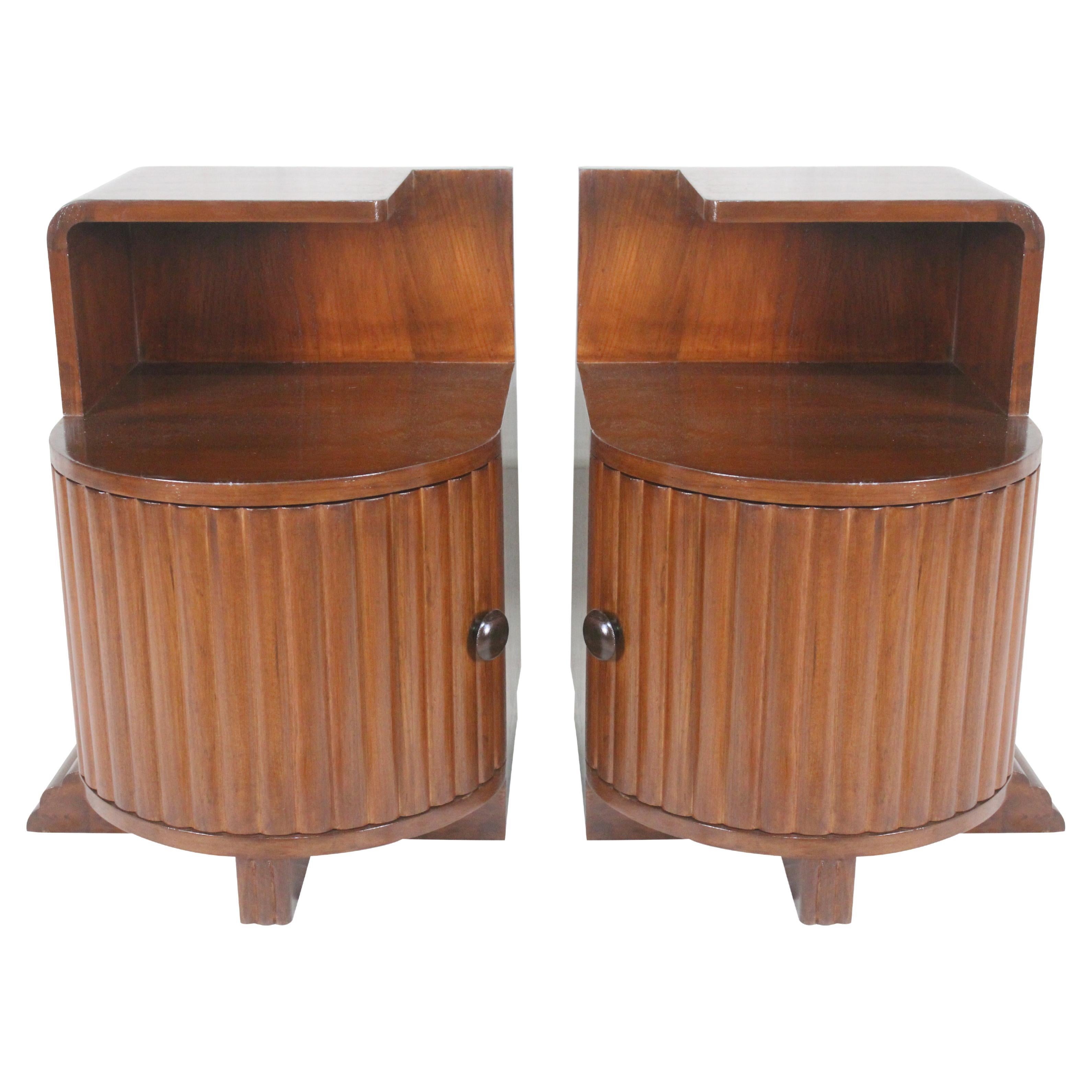 Mid-Century Modern Pair of Teak Folding Side Tables For Sale at 1stDibs